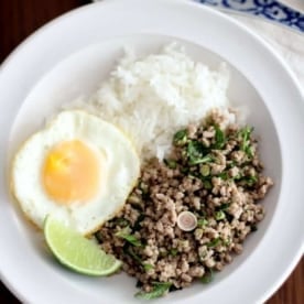 How to Make Toasted Rice Powder (Khao Khua)