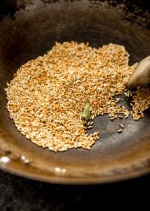 How to Make Toasted Rice Powder (Khao Khua)