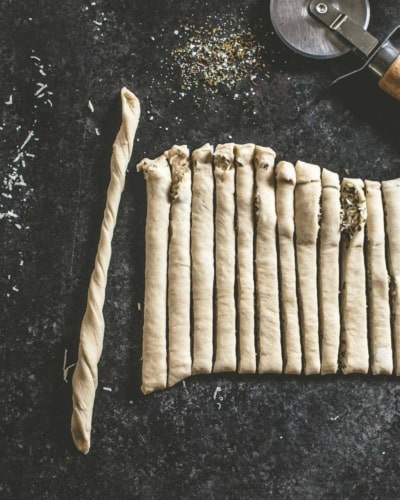 Crispy Baked Breadsticks
