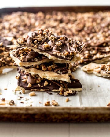 Chocolate Saltine Toffee Bark