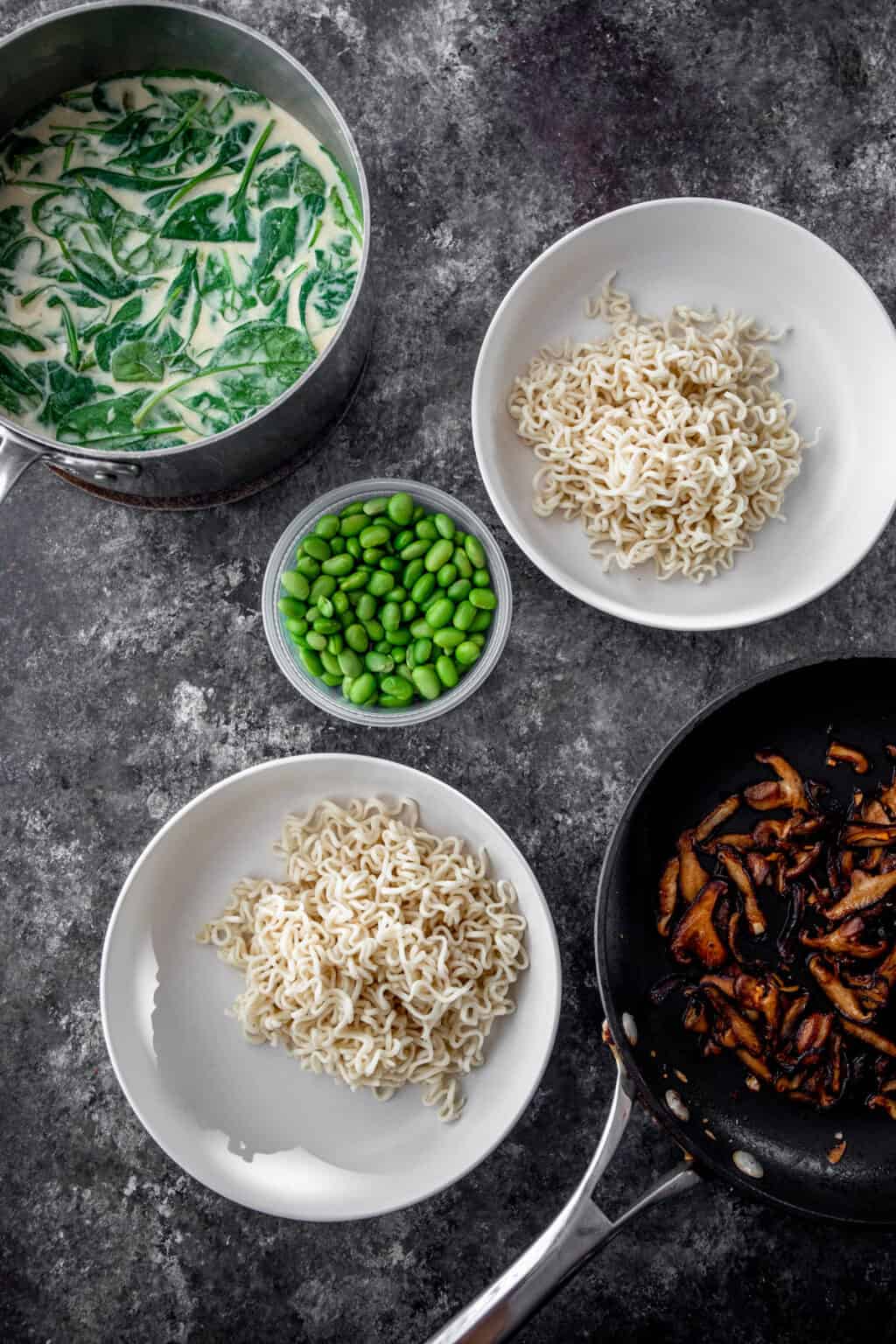 Vegetarian Green Curry Ramen