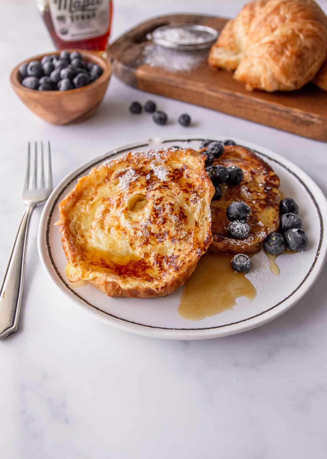Croissant French Toast (Easy and Delicious!)