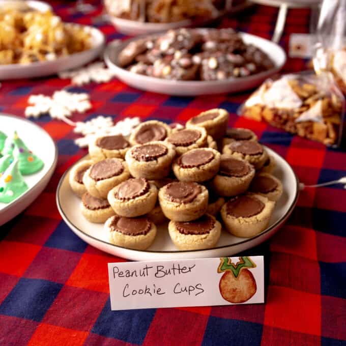 How to Host a Cookie Exchange (with free printables)